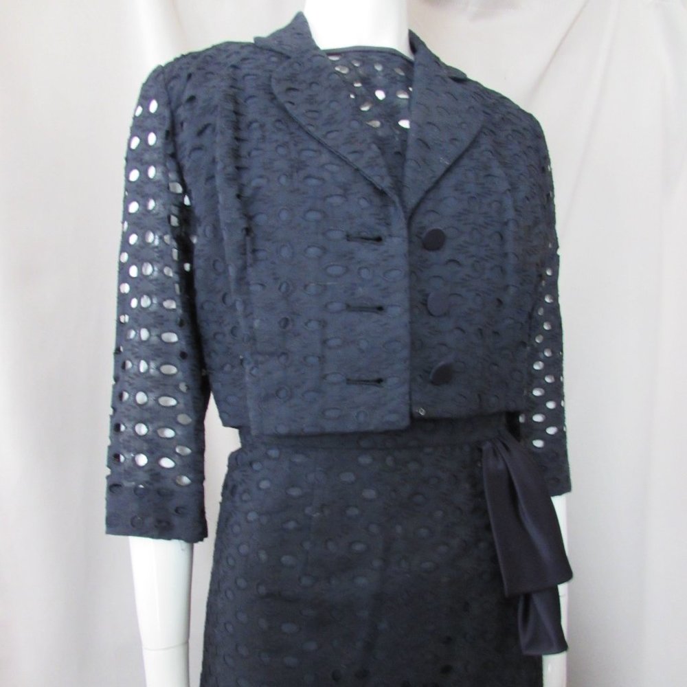 Sale 1950 Era Navy Eyelet Sheath & Matching Jacket Ja… - Gem